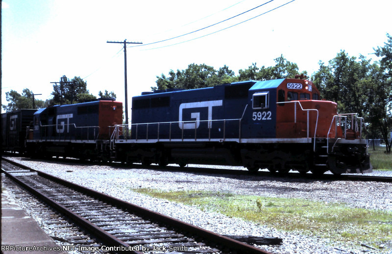 GTW 5922